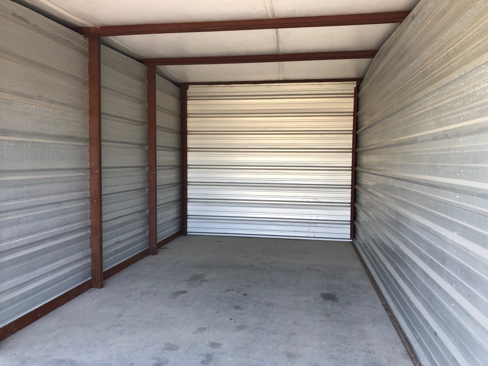 Storage Units: 700 N Woodcock St in Macon, IL - American Way Storage