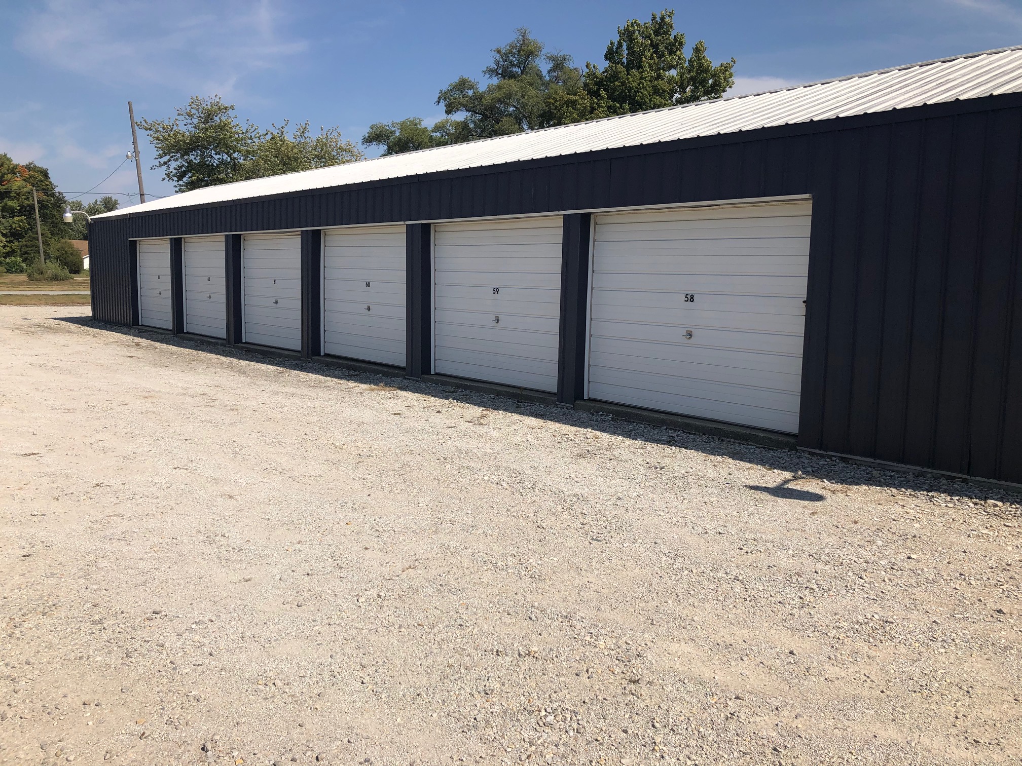 Storage Units: 1120 W Jackson St in Sullivan, IL - American Way Storage